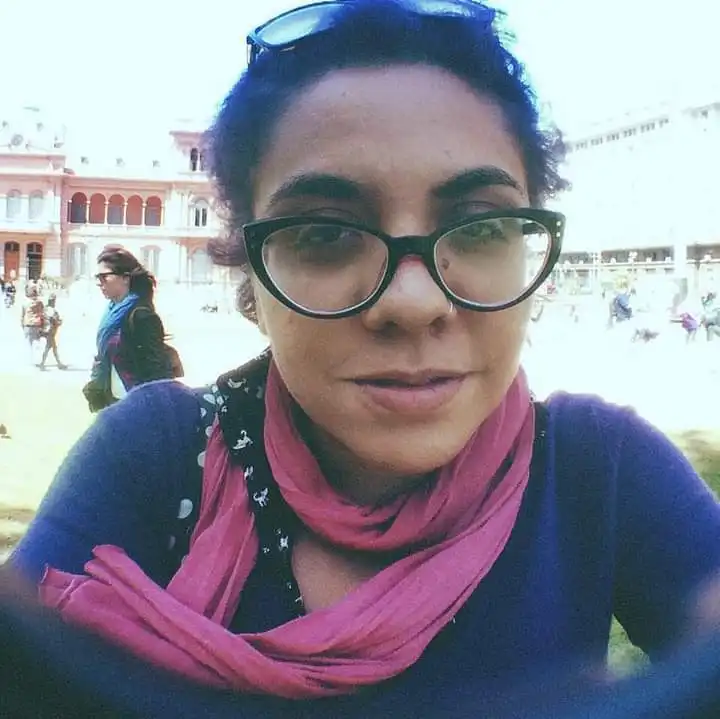 Pokedex com pokeAPI + Biblioteca de imagens